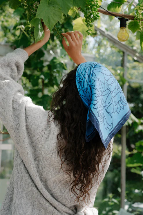 Stencia Tulip Sia Scarf - Azure Blue – Ediit