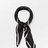 Tinea Sia Scarf - Black – Ediit